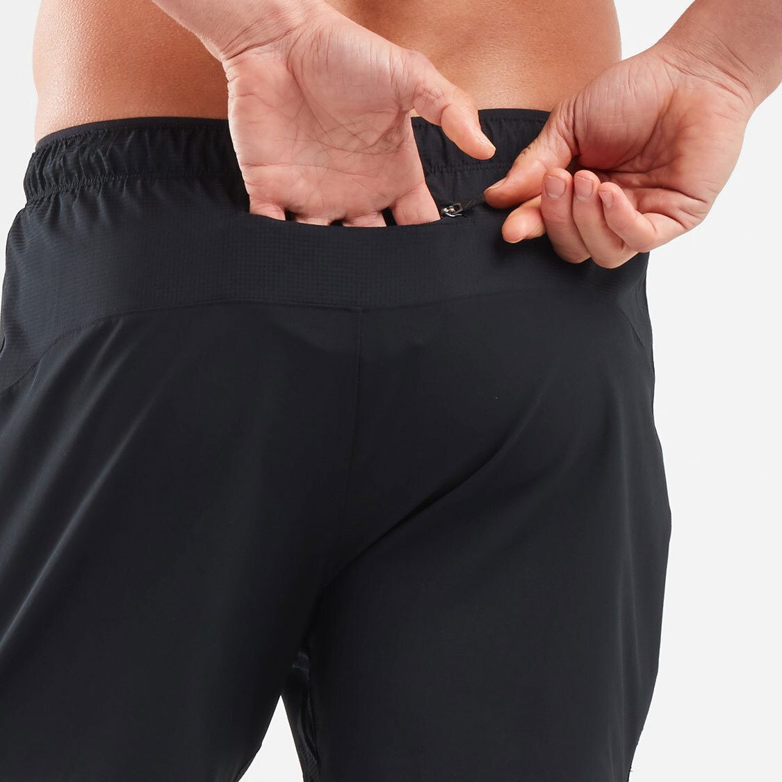 Quần đùi chạy bộ nam 2XU XVENT 7" Short (có lớp lót) • YCB